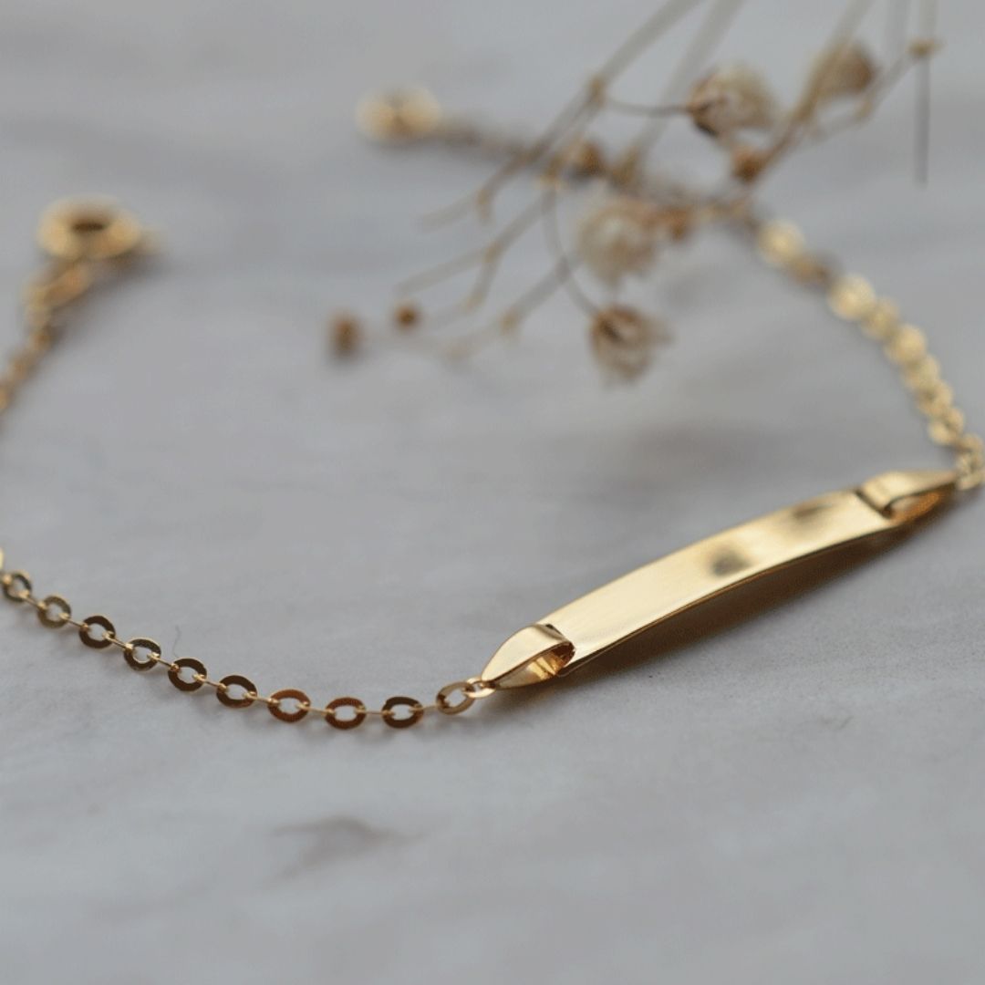 L’histoire de la gourmette.